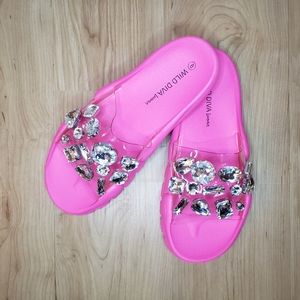 Wild Diva | Shoes | Neon Pink Slides | Poshmark